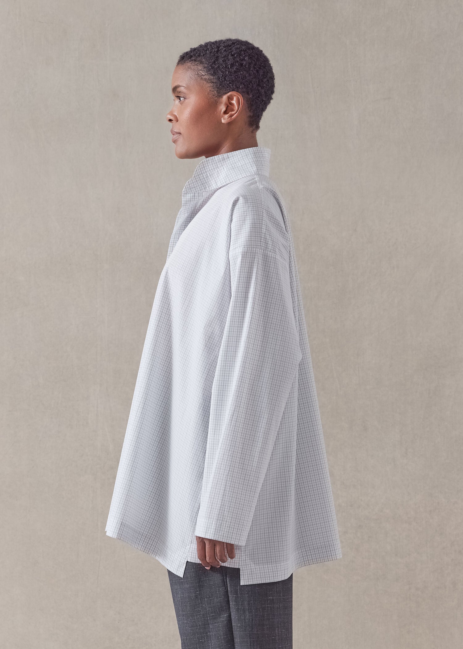 cotton slim a-line shirt with double stand collar and stepped insert